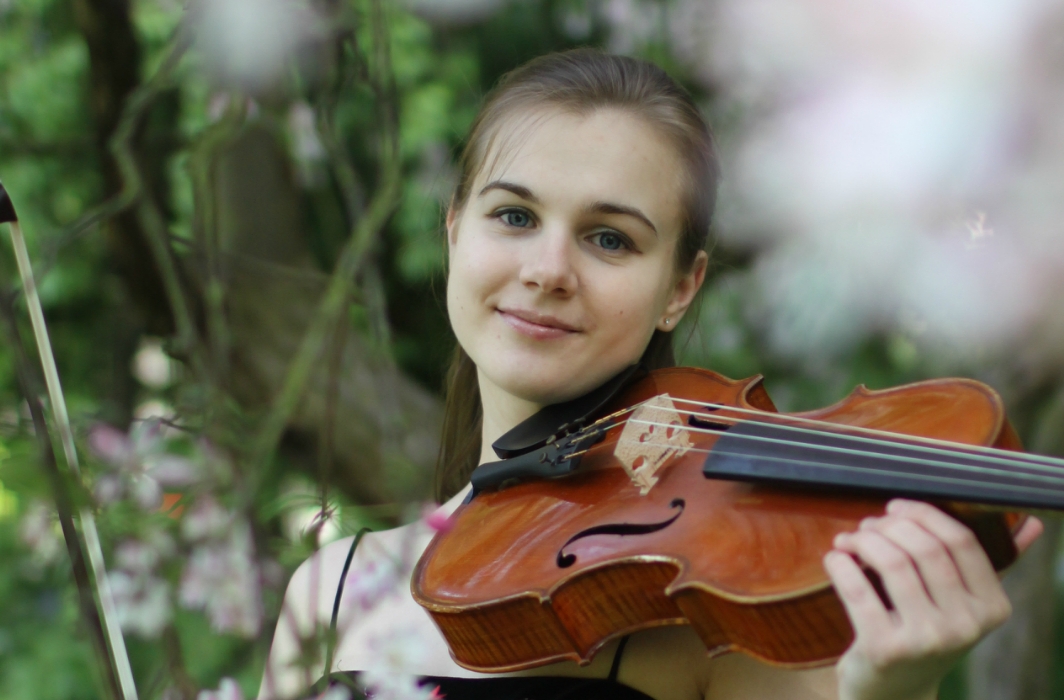 Anastasia Sofina | viola player